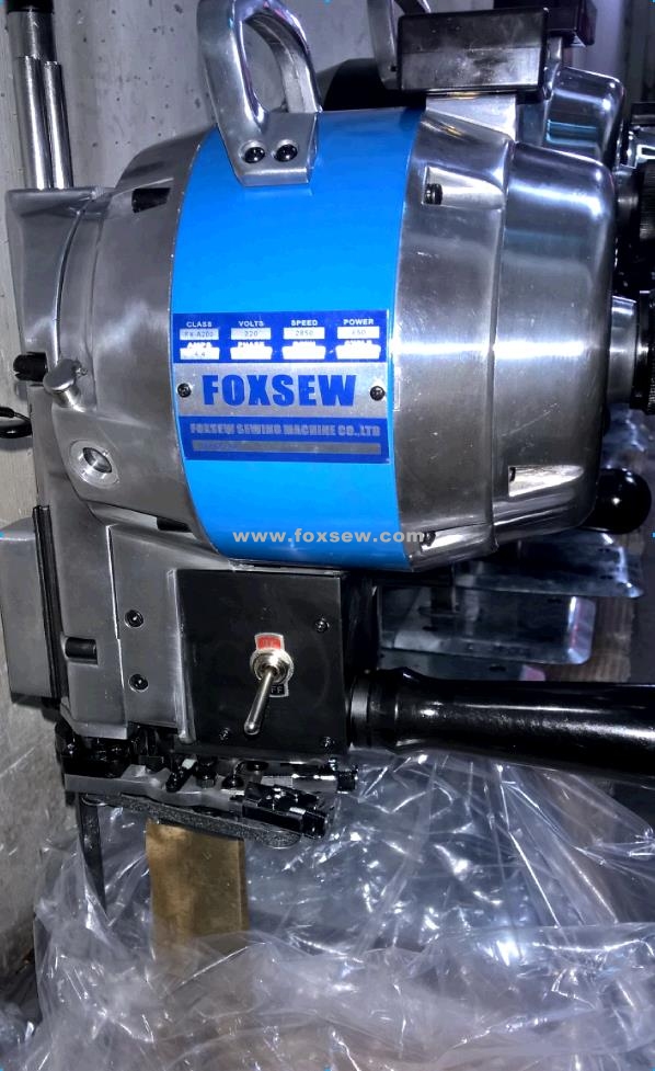 Eastman Type Automatic Sharpening Cutting Machine - Cloth Cutting Machine