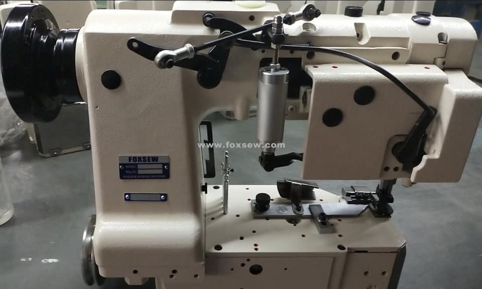 Singer 300U Chain Stitch Tape Edge Machine Head - FOXSEW