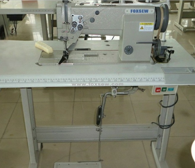 Compound Feed Heavy Duty Lockstitch Sewing Machine Manufacturer